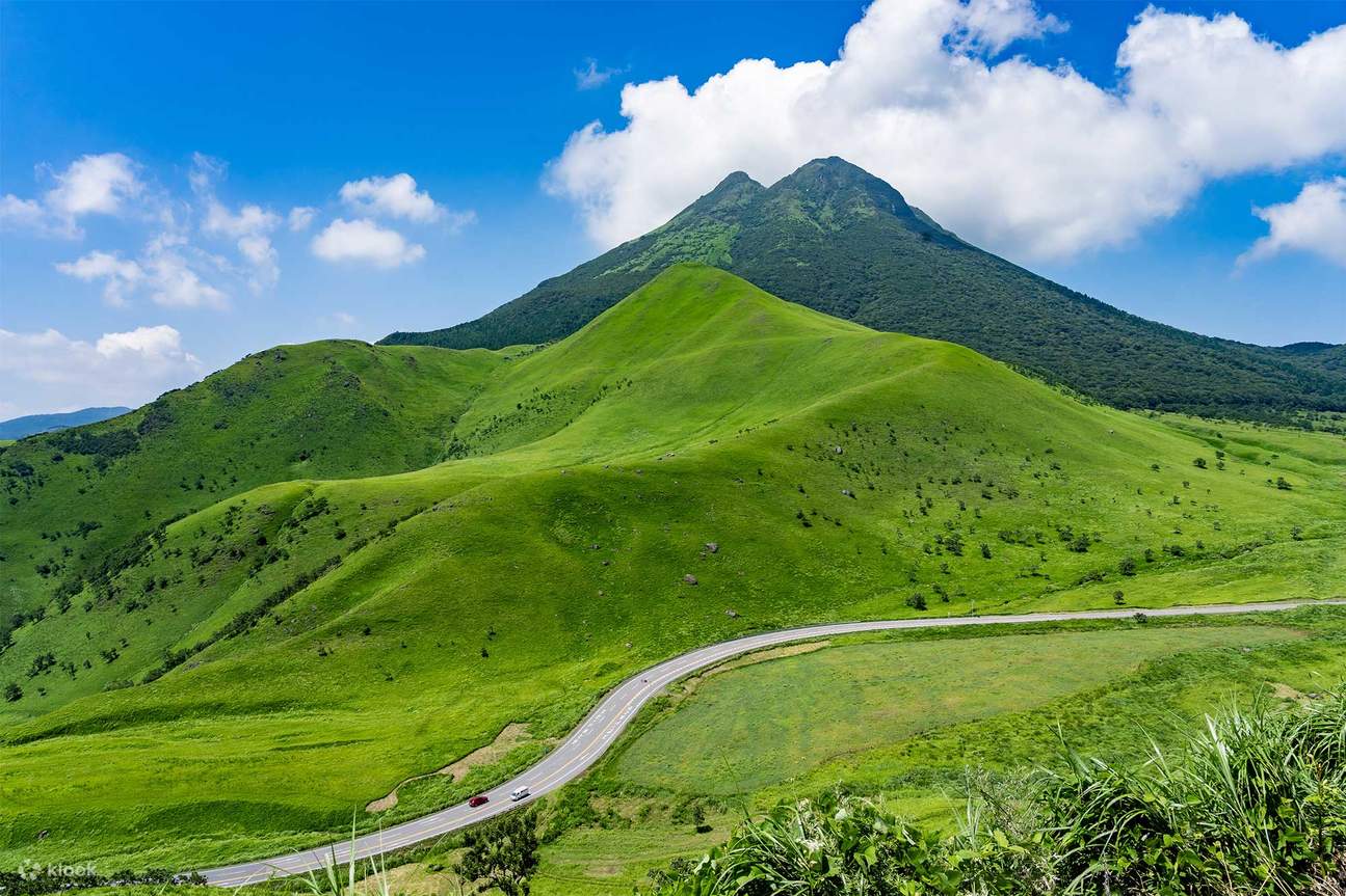 [Cadangan Mesra Keluarga] Lawatan Sehari ke Oita｜Berjalan-jalan di Yufuin・Cahaya Pagi Tasik ...